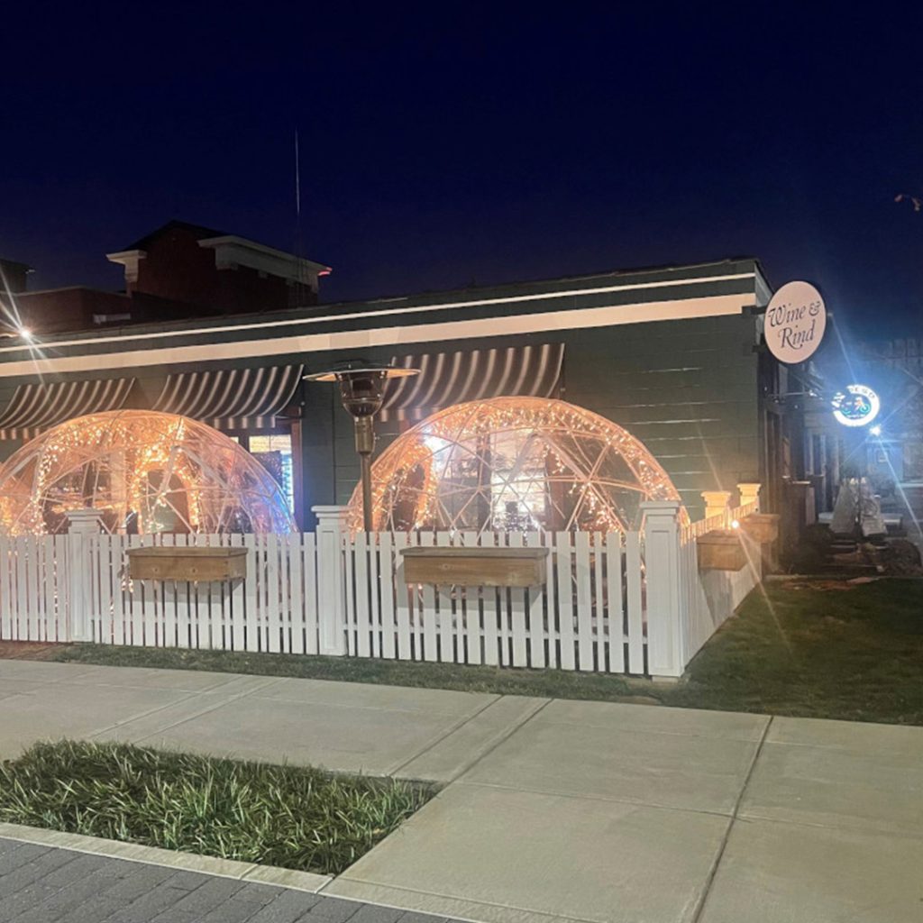 Cozy Winter Igloo Dining in Indiana – Your Guide to the Best Spots!
