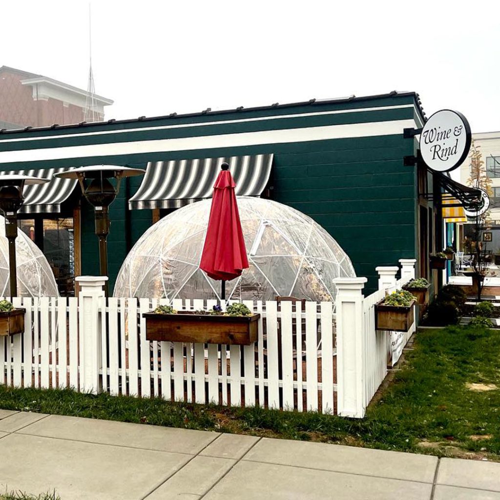 Cozy Winter Igloo Dining in Indiana – Your Guide to the Best Spots!