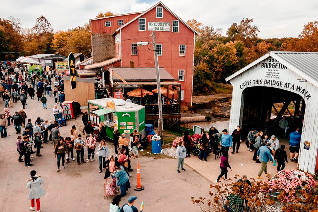 Top 5 Fall Train Rides in Indiana for 2025 | Scenic Autumn Rail Trips